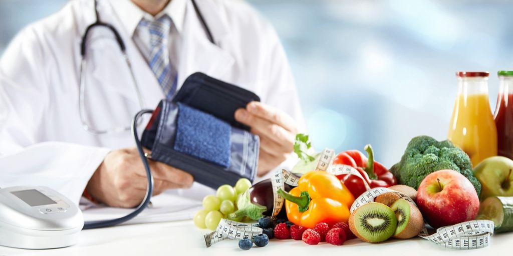 Caldo e pressione bassa: cosa mangiare in caso di ipotensione?